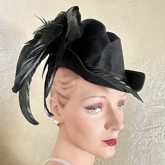 AUTHENTIC FASHION SHOW MODEL | Accessories | Stunning 93s Black Felt ...